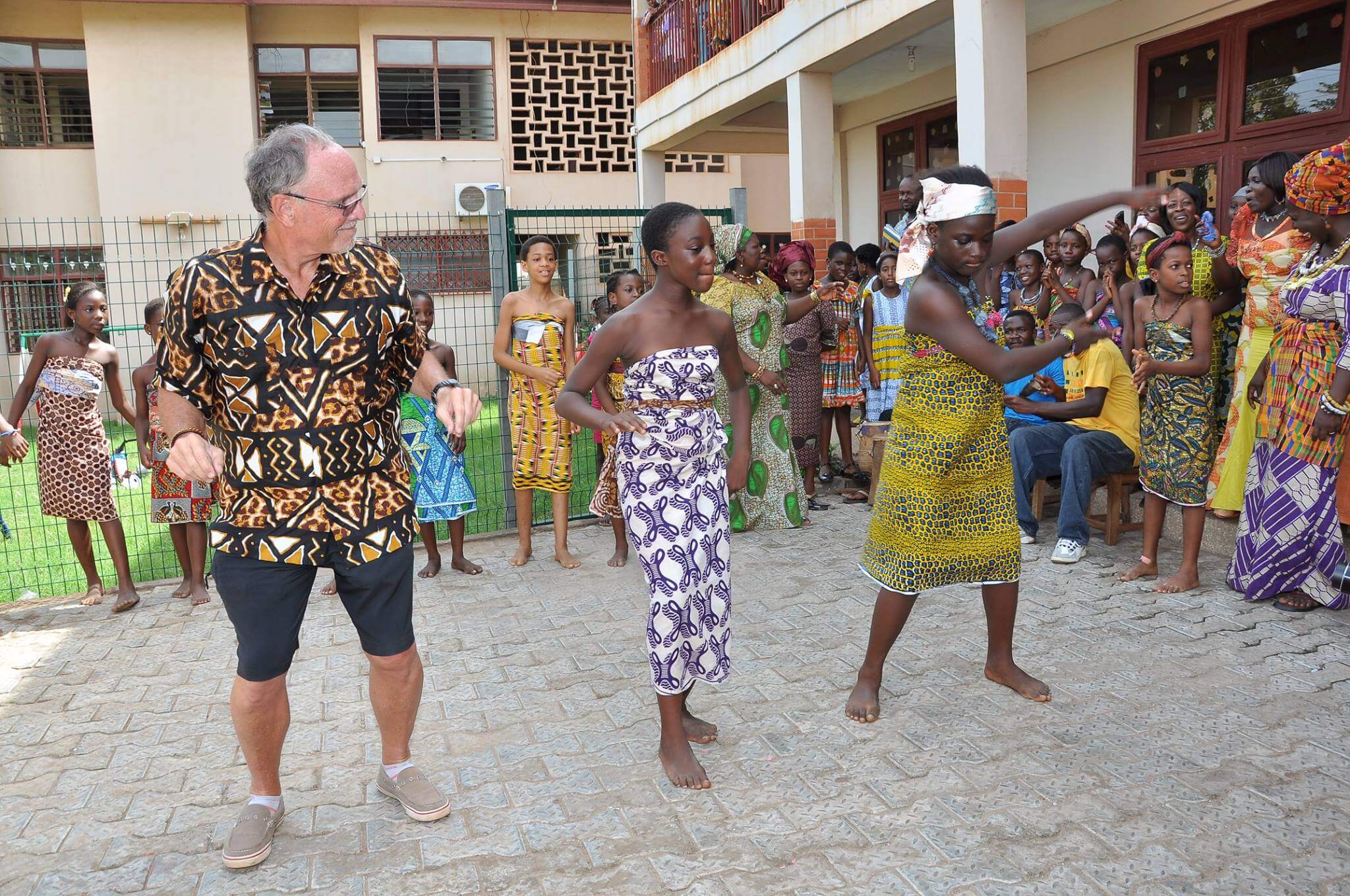 Tema Ridge School - Home